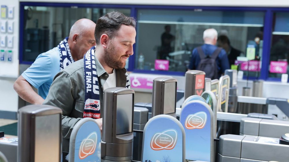 c2c Travel Guide: Promotion Final Day | Southend United Football Club