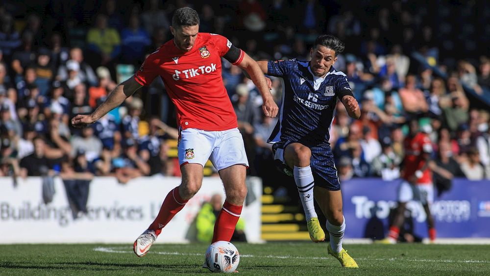 PITCHSIDE VIEW: WREXHAM (H) | Southend United Football Club