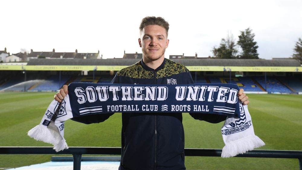 Transfer News, Gossip & Speculation - Harry Taylor signs contract ...