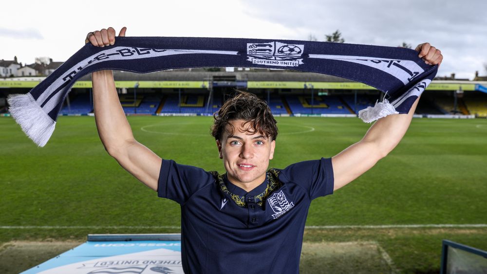 Henry Sandat Is Back On Loan! | Southend United Football Club
