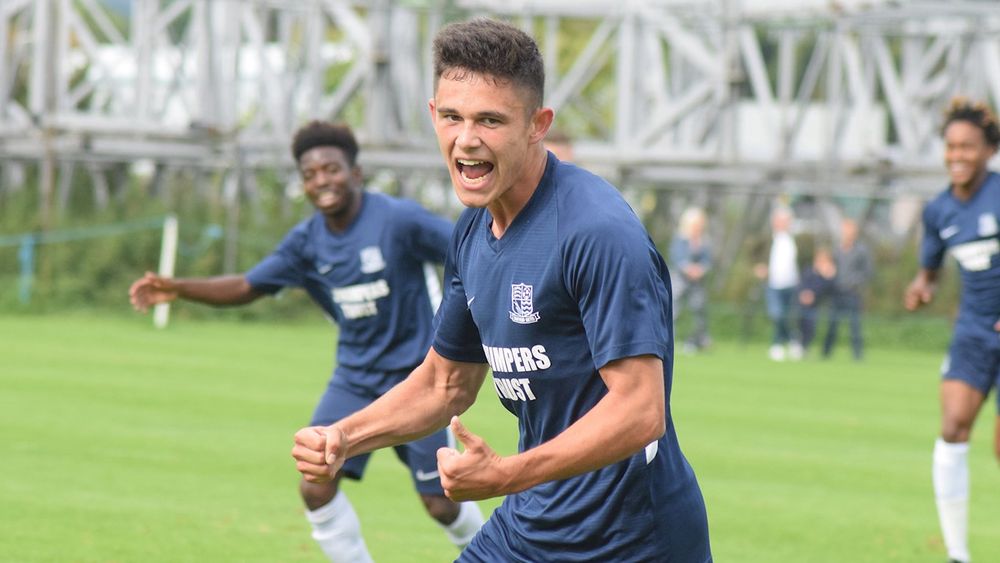 Benton comes back from fractured foot twice to earn first professional ...