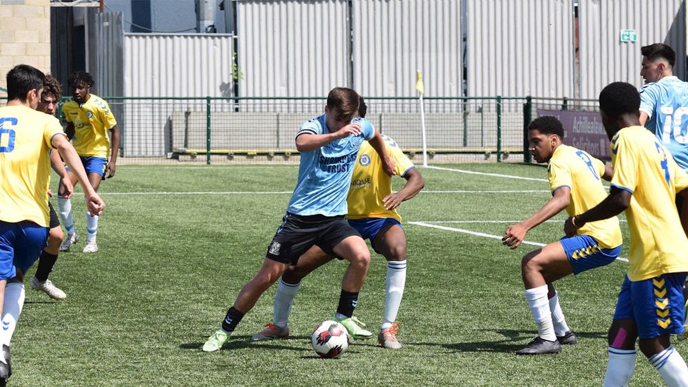 U18S LOSE OUT IN NINE GOAL THRILLER | Southend United Football Club