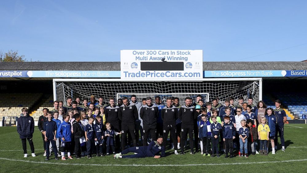 JUNIOR BLUES MEET THE PLAYERS DAY | Southend United Football Club